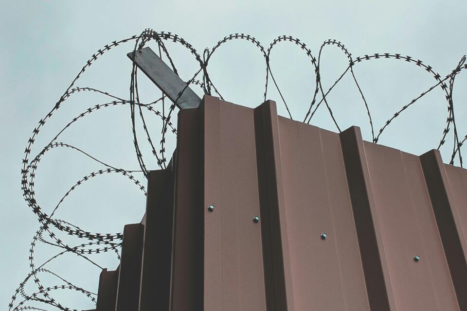 ICE detaining 13-year old boy from Massachusetts in a Virginia facility ...