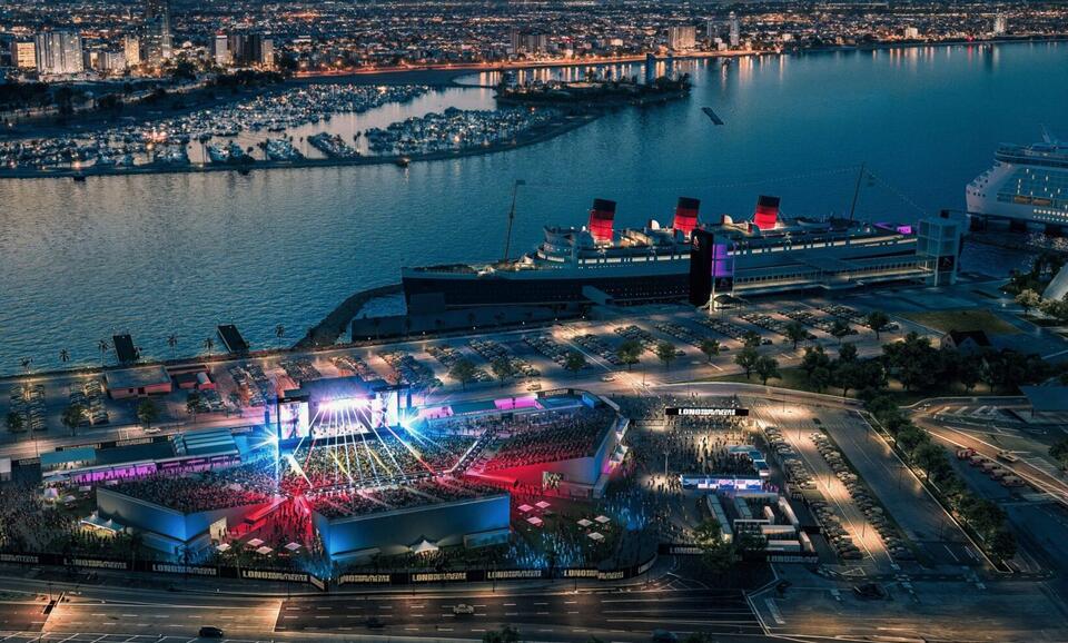 Mötley Crüe announces concert at Long Beach Amphitheater set to break ...
