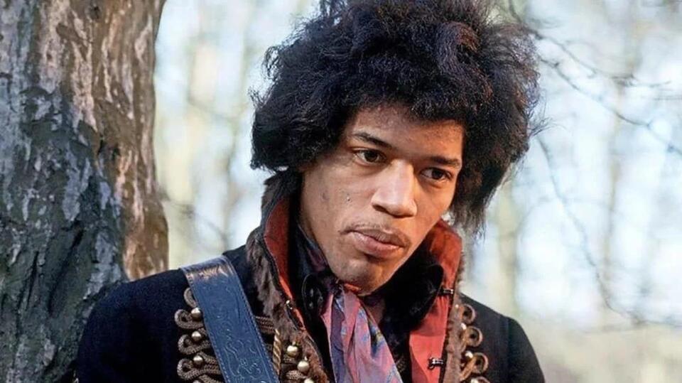 Jimi Hendrix's Net Worth 2025: Iconic Guitarist's Fortune Revealed ...