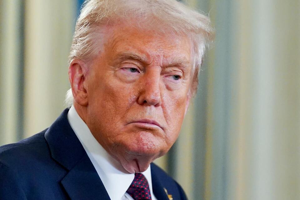 Trump Erupts at ABC Over Vance On-Air Fiasco as Presser Goes Off Rails ...