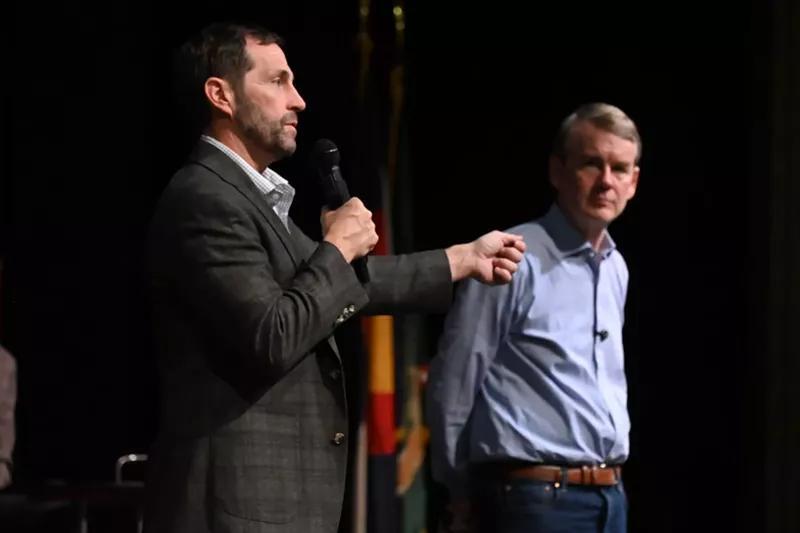 Colorado Congressmen Hold Town Hall in Aurora, Talk ICE Size and Trump ...