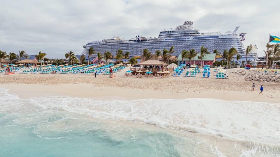 Royal Caribbean Finally Opens Its First Royal Beach Club — Here’s What ...