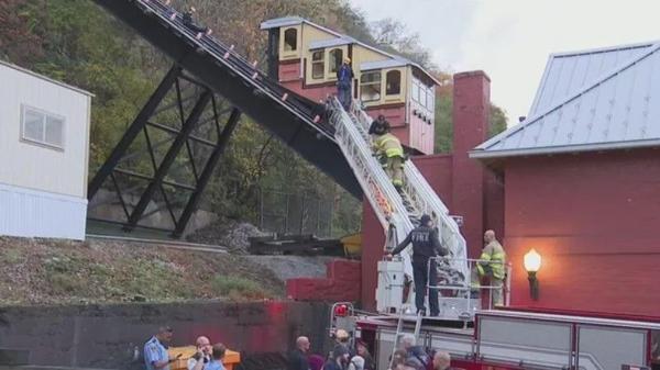 Mon Incline in Pittsburgh gets stuck with nearly 30 passengers on board ...