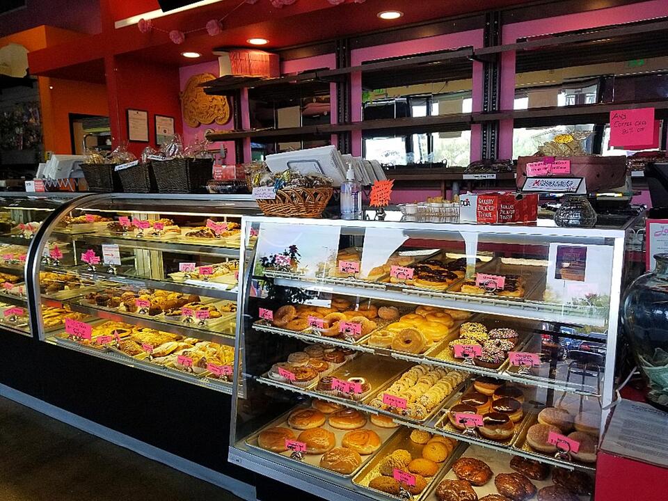 Karl's Quality Bakery announces closure after 30 years - NewsBreak