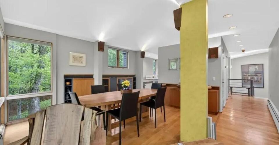 This Upside Down Trapezoid House in Pennsylvania Just Hit the Market ...