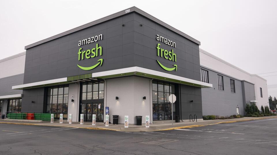 Amazon converting some Fresh supermarkets, Go stores to Whole Foods ...