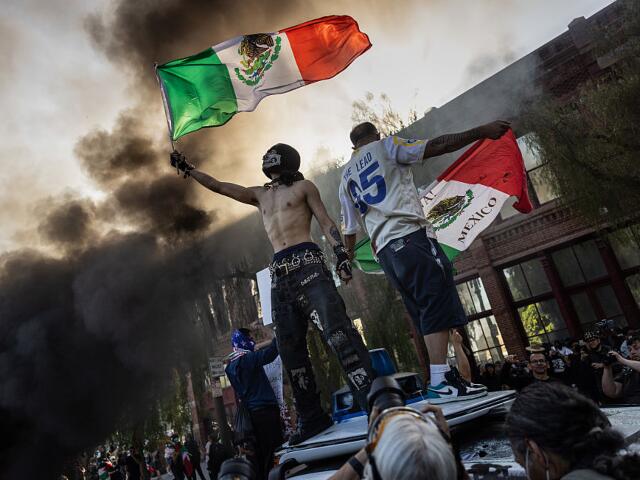 Crowds on Demand CEO Exposes Signs of Paid Agitators in Leftist Anti ...