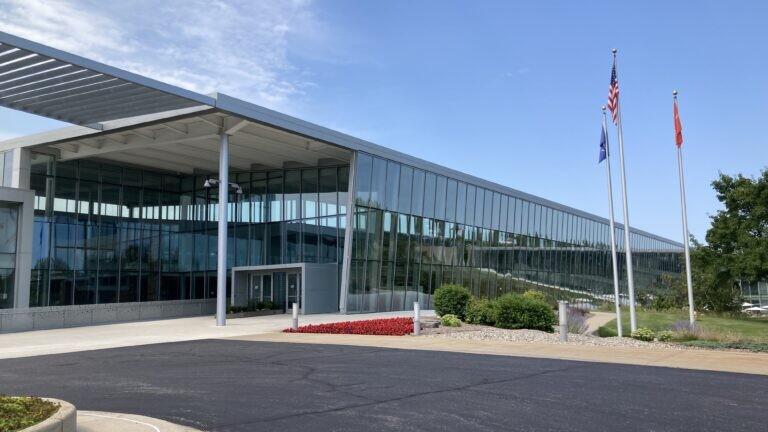 Haworth CEO: Flat sales of $2.5B in 2024 a ‘great sign’ of resilience ...