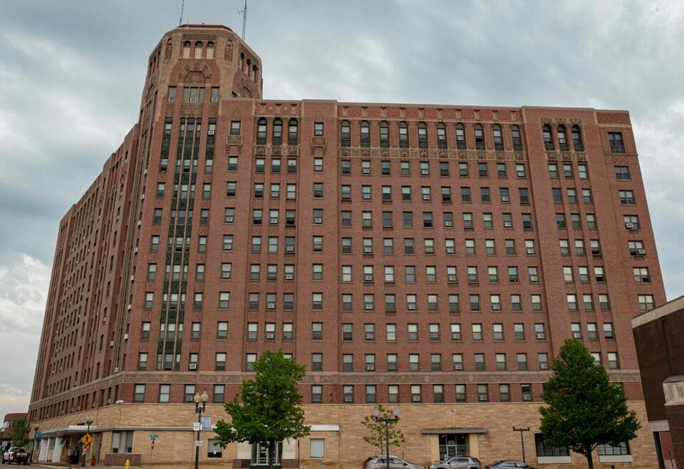 Rockford developer mum on possible efforts to acquire Faust Landmark ...