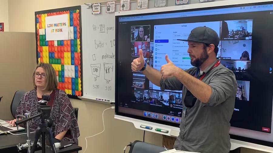 Pasco parents upset with plan to move virtual school - NewsBreak