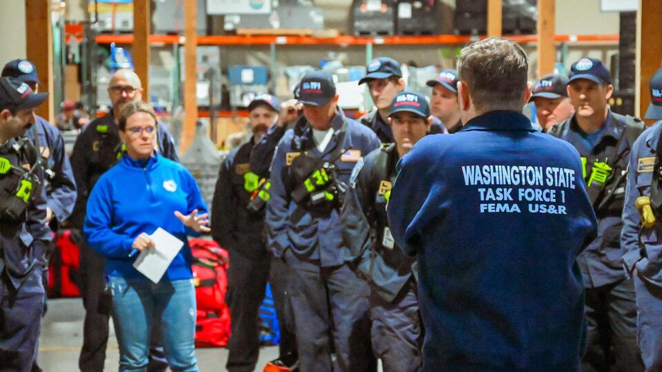 Washington Task Force 1 deployed to Skagit County to conduct search and ...