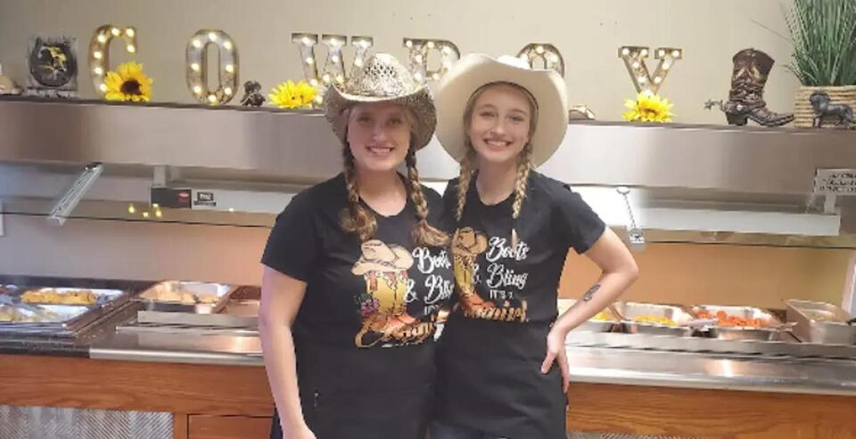 Cowboy Kitchen Chuckwagon Ready To Roll - NewsBreak