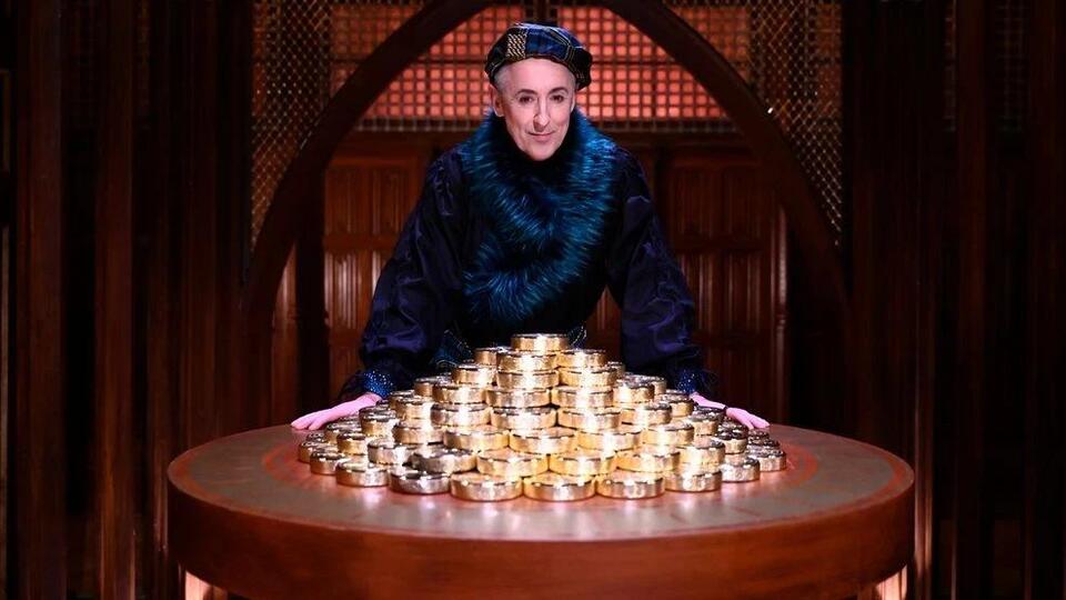 'The Traitors' urges fans to stop cyberbullying cast members - NewsBreak