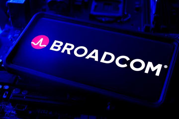 Broadcom, LightPath Technologies, Netskope And Other Big Stocks Moving ...