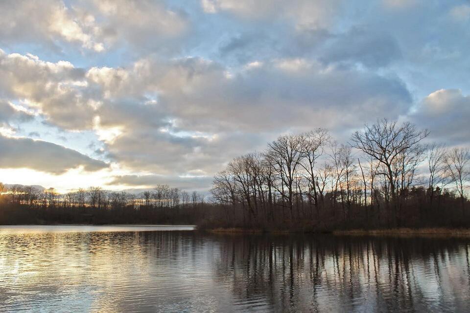 10 Secluded Towns that Keep to Themselves in the Woodlands of Northern ...