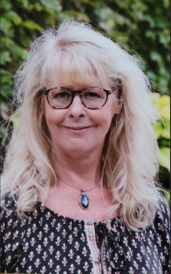 Dawn Buswell to retire after 28 years at Malletts Bay School - NewsBreak