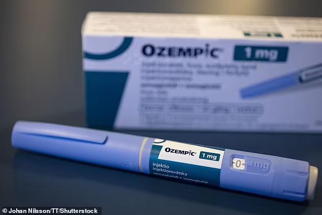 Urgent health warning as the terrifying side effects of Ozempic emerge - NewsBreak