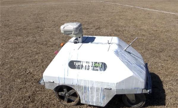 'Turf Tank Robot' paints fields at Mohawk Sports Complex - NewsBreak