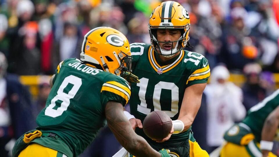 Week 1 NFL odds, lines, betting picks, spreads: 2025 predictions: Computer model backing Packers ...
