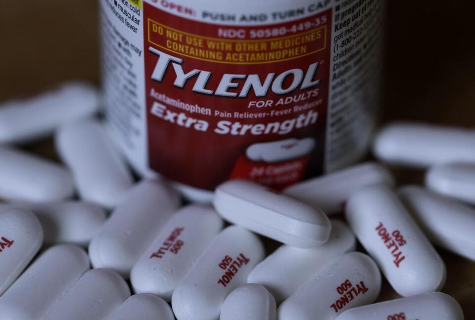 Poisoned Pills: The 1982 Tylenol Murders in Chicago, Illinois - NewsBreak