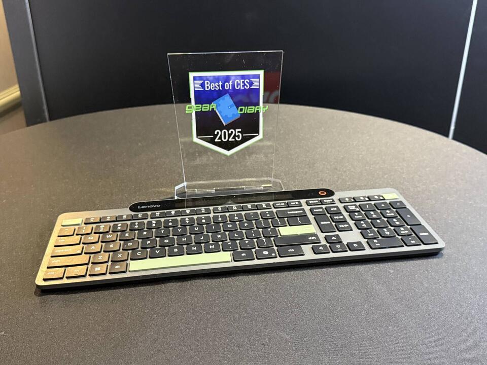 Lenovo Self-Charging Bluetooth Keyboard Review: The Solar-Powered ...