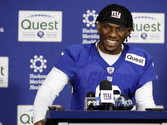 Giants star wide receiver reveals legendary new jersey number