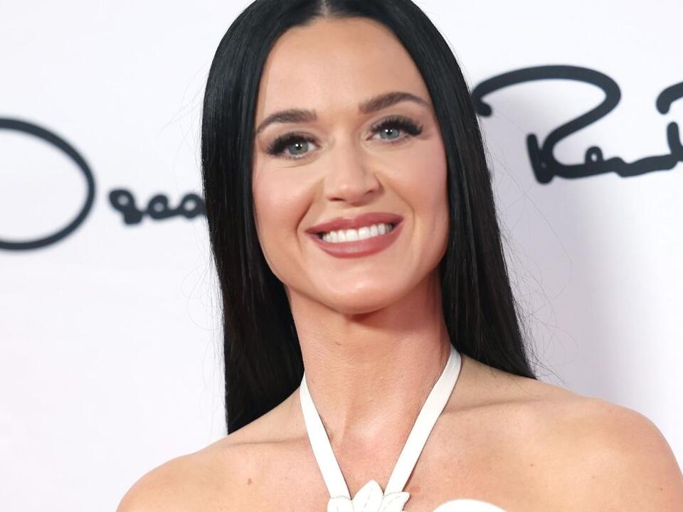 16-Time GRAMMY Winner Eyeing Katy Perry’s Job on ‘American Idol’