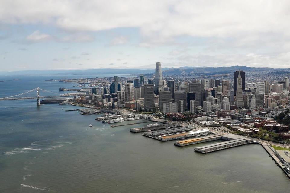 4.3 magnitude earthquake jolts the San Francisco Bay Area and people ...