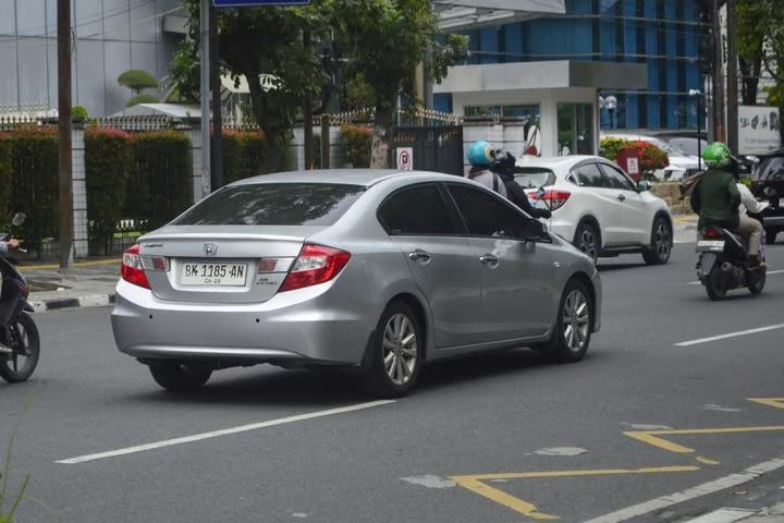 Upper-Middle-Class Parents Were Asked If Their Teens Get New Cars. One ...