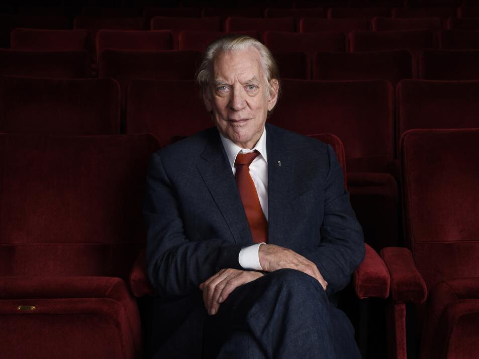 Donald Sutherland, star of 'The Hunger Games,' 'Ordinary People,' dies ...