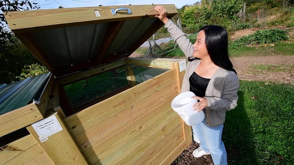 Student-led compost project aims to build community and fight landfill ...