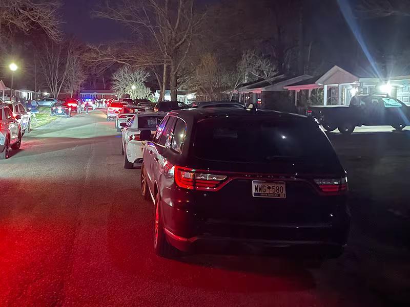 2 adults, 1 juvenile dead in double murder-suicide in Goose Creek