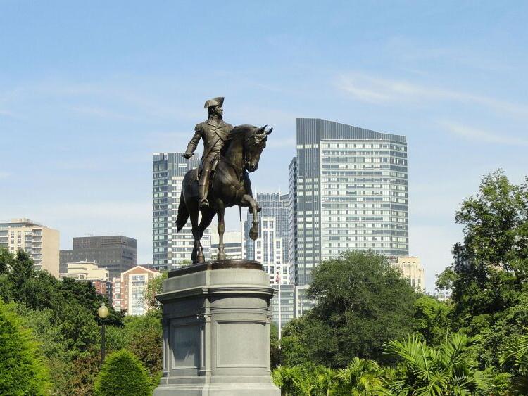 Learn about the equestrian statue of George Washington in Boston's ...