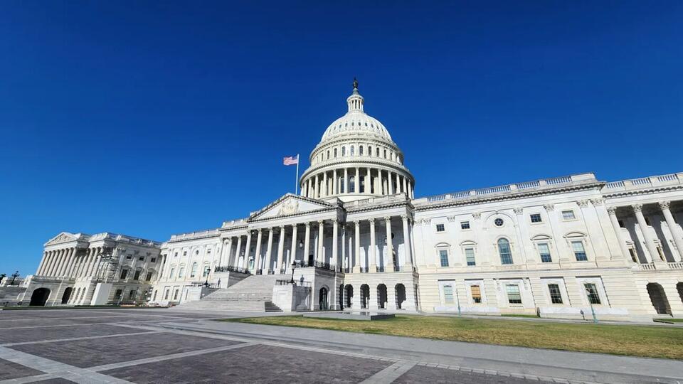 Gov. Bill Lee signs landmark bill prohibiting PBMs from owning ...
