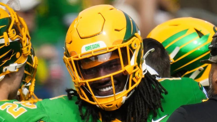 Oregon’s Bear Alexander Gains NFL Buzz Before Pivotal USC Game - NewsBreak