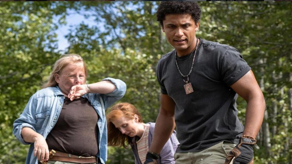 Does Donna die in From Season 4 Episode 6? Character’s fate, explored ...