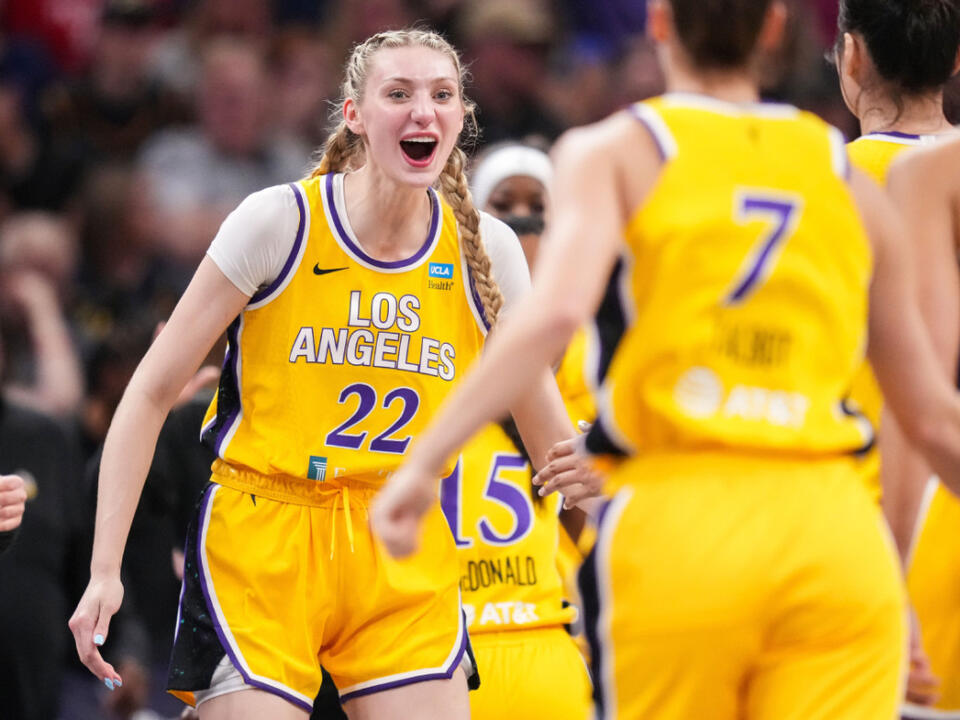 Cameron Brink Makes Strong Statement With First WNBA Pregame Outfit ...