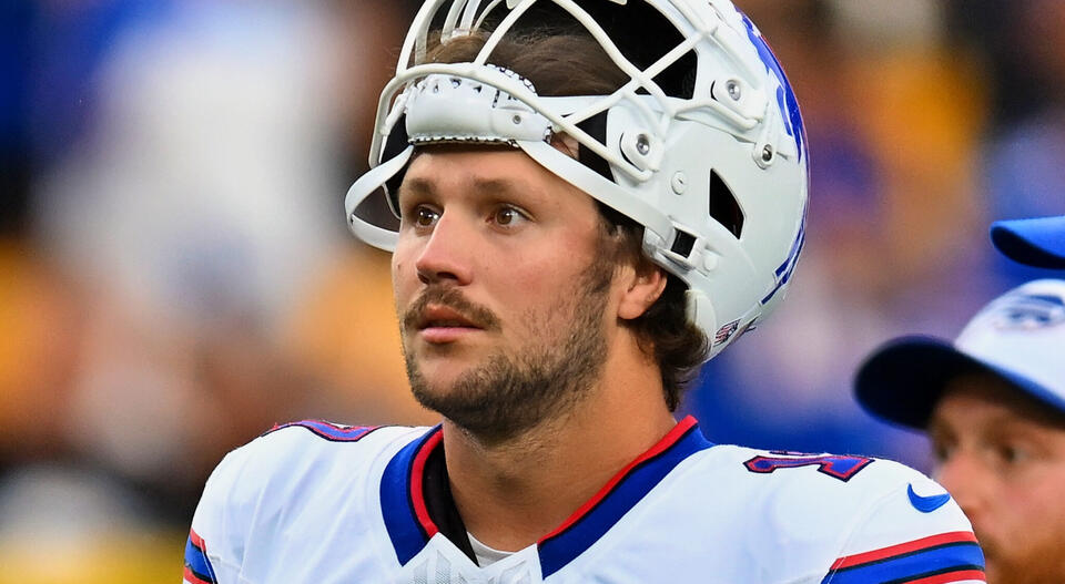 NFL Fans Are Praying For Josh Allen Following Heartbreaking Family News ...