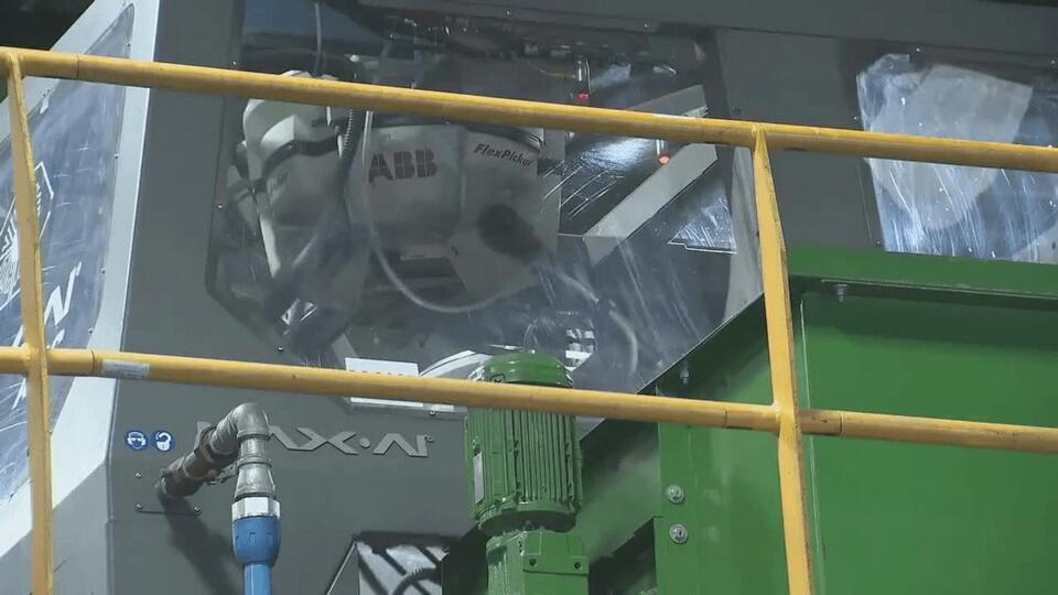 Tulsa recycling facility tackles post-holiday waste surge with AI ...
