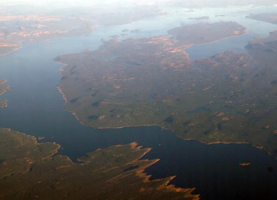 Quebec’s Asteroid Impact Site: The Crater That Changed Earth 214 ...