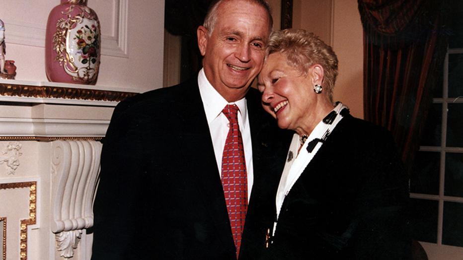 Donna Rae Garff Marriott, matriarch of Marriott hotel family, dies at ...