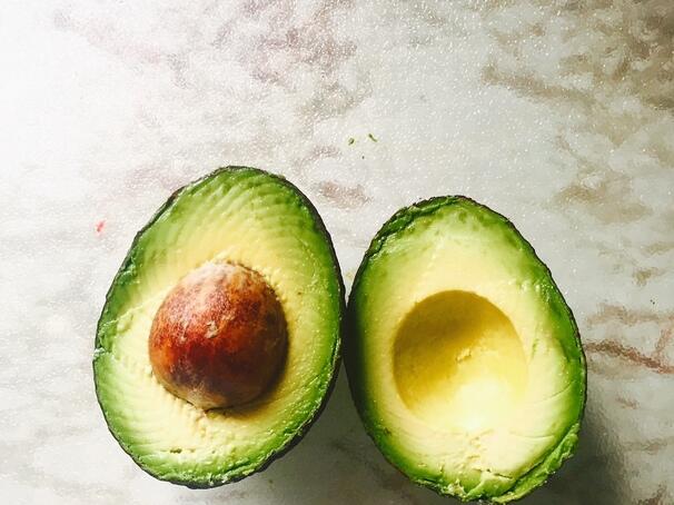 Here's How To Keep Avocados Fresh For Longer