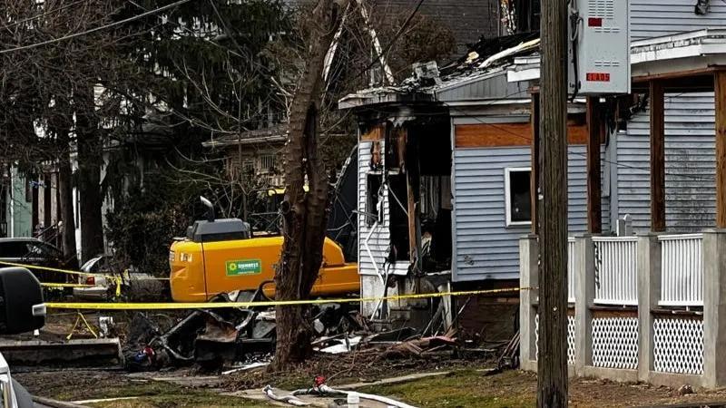 5 of 6 East Lansdowne family members shot to death before house fire ...