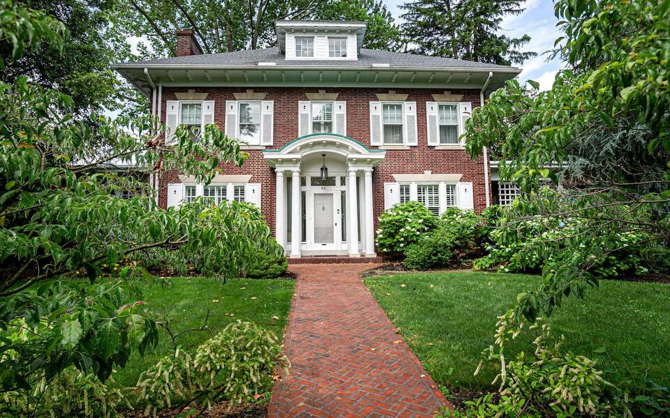 Stately brick home with 1920s craftsmanship has had just 2 owners: Cool ...