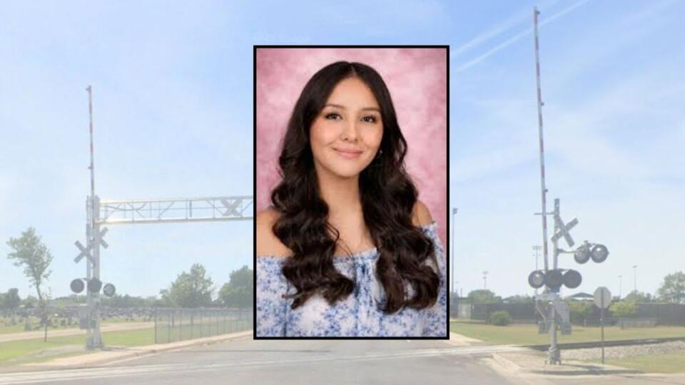 14-Year-Old Girl Found Dead in Park, Classmate Charged With First ...