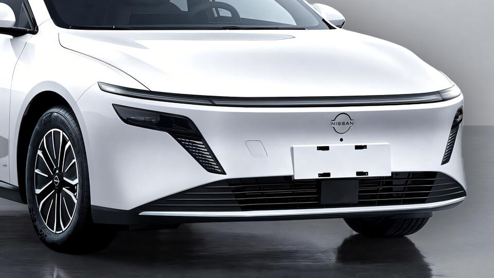 Nissan’s Secret New Large Sedan Drives Like An EV But Runs On Gas ...