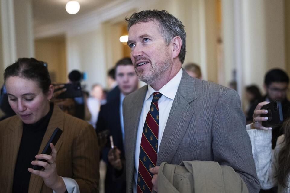Thomas Massie Argues Clinton Subpoena Is ‘Theater’: ‘Just Release the ...