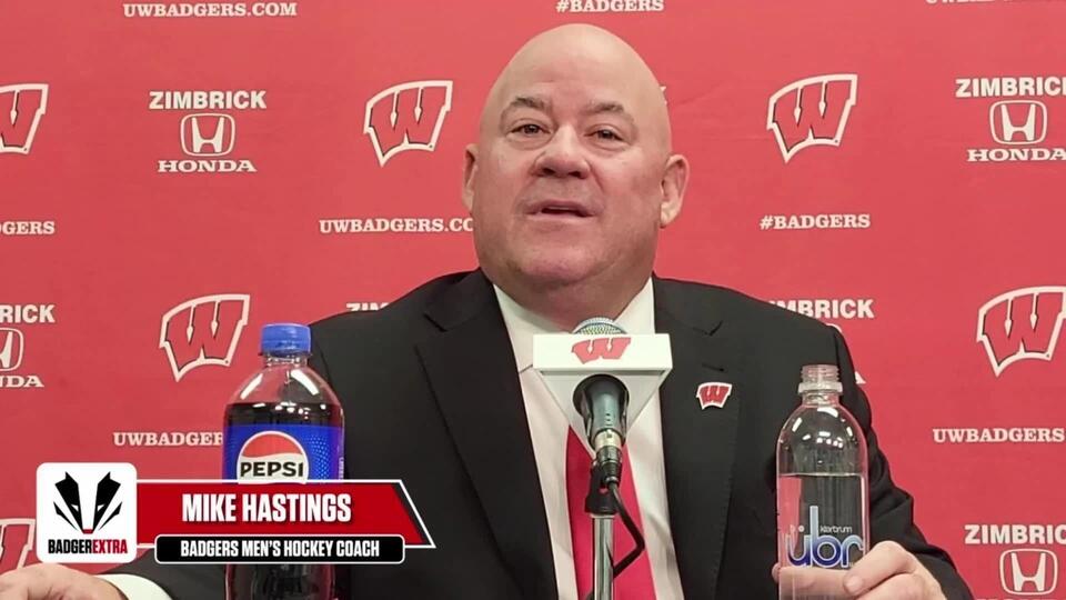 Wisconsin's Mike Hastings has ties to other coaches at Holiday Face-Off ...