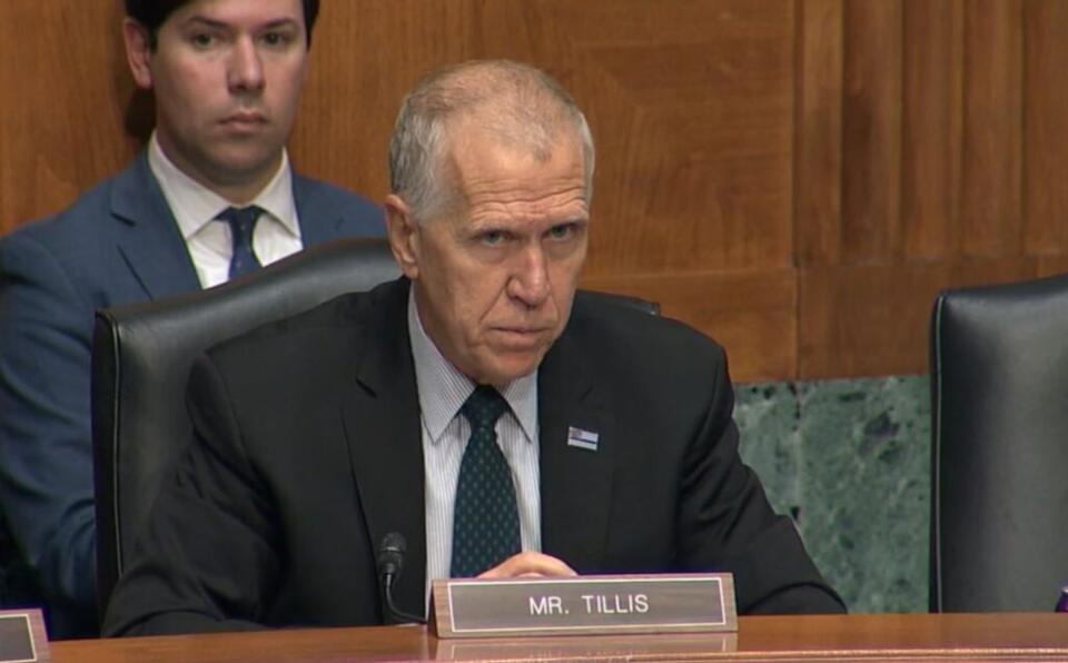 Tillis embarrasses with faux outrage over judge’s retirement decision