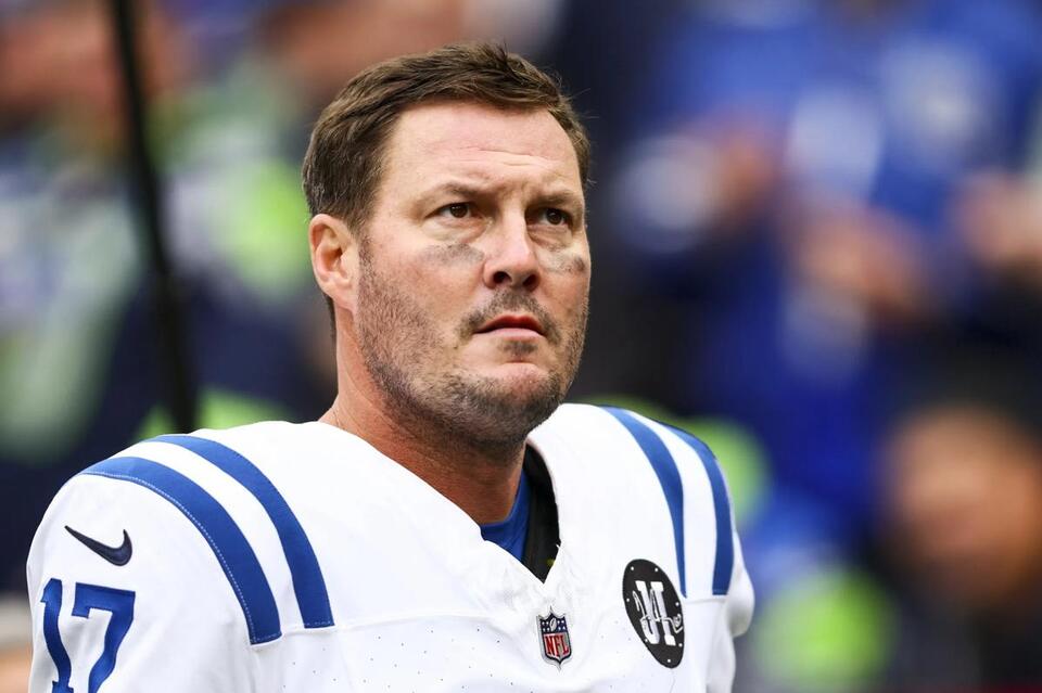 Who Is the Oldest Player in the NFL? (Updated 2026) - NewsBreak